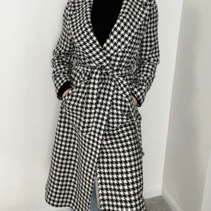 Jackets & Coats | Black And White Hounds Tooth Wrap Coat | Poshmark